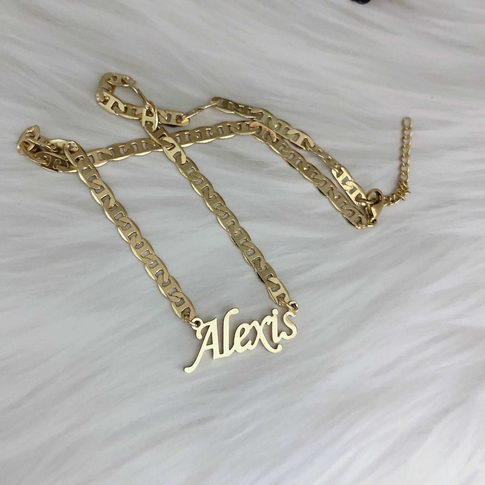 Bianca Custom Name Necklace – KHLOE JEWELS